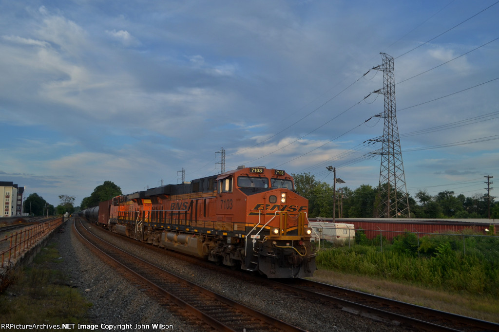 BNSF 7103